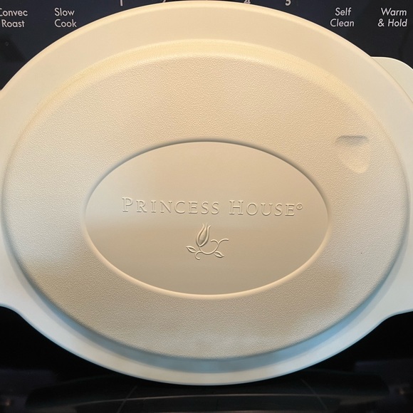Princess House | Kitchen | Princess House Covered Casserole Dish | Poshmark